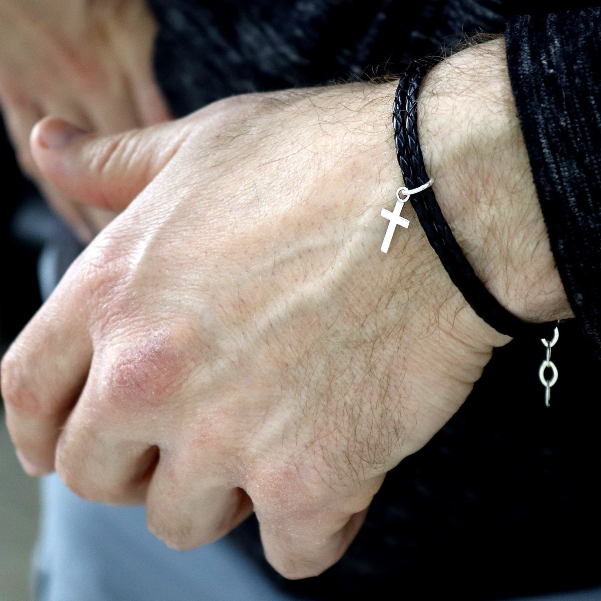 Christian cross bracelet store